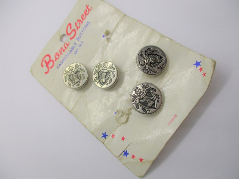 Castle Crest Buttons: Instant Collection Destash Four Silver - Etsy