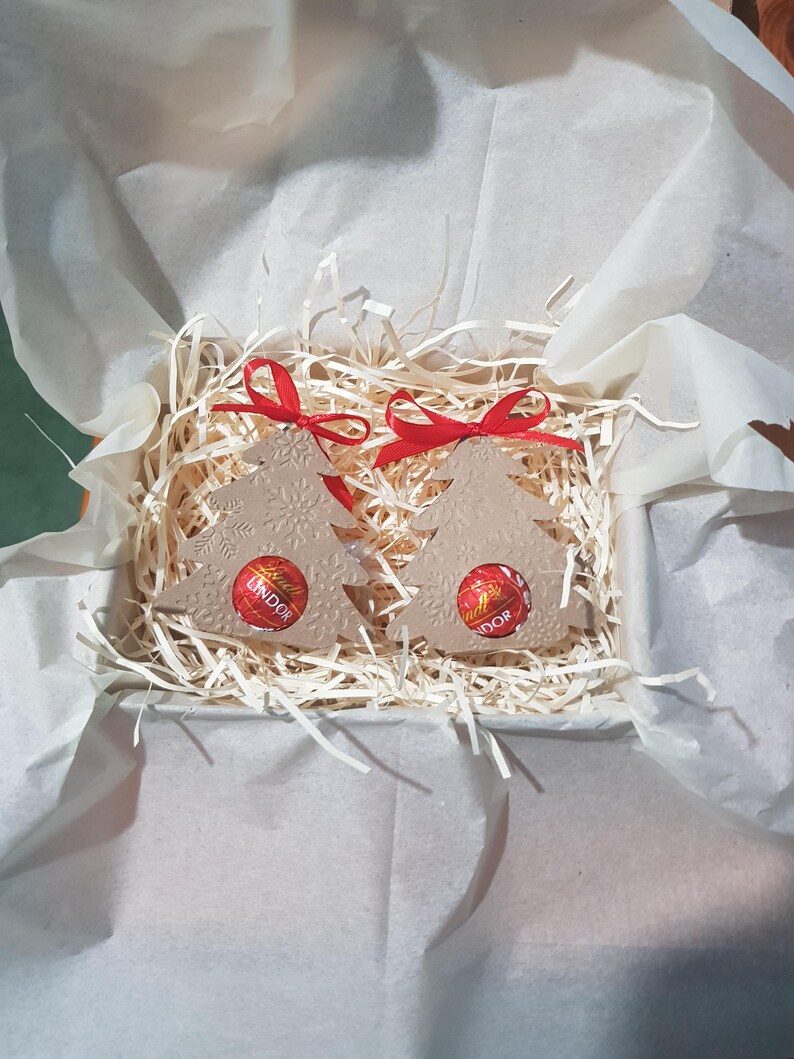 Natural Lindt Chocolate Christmas Tree Ornament Table Decoration ...