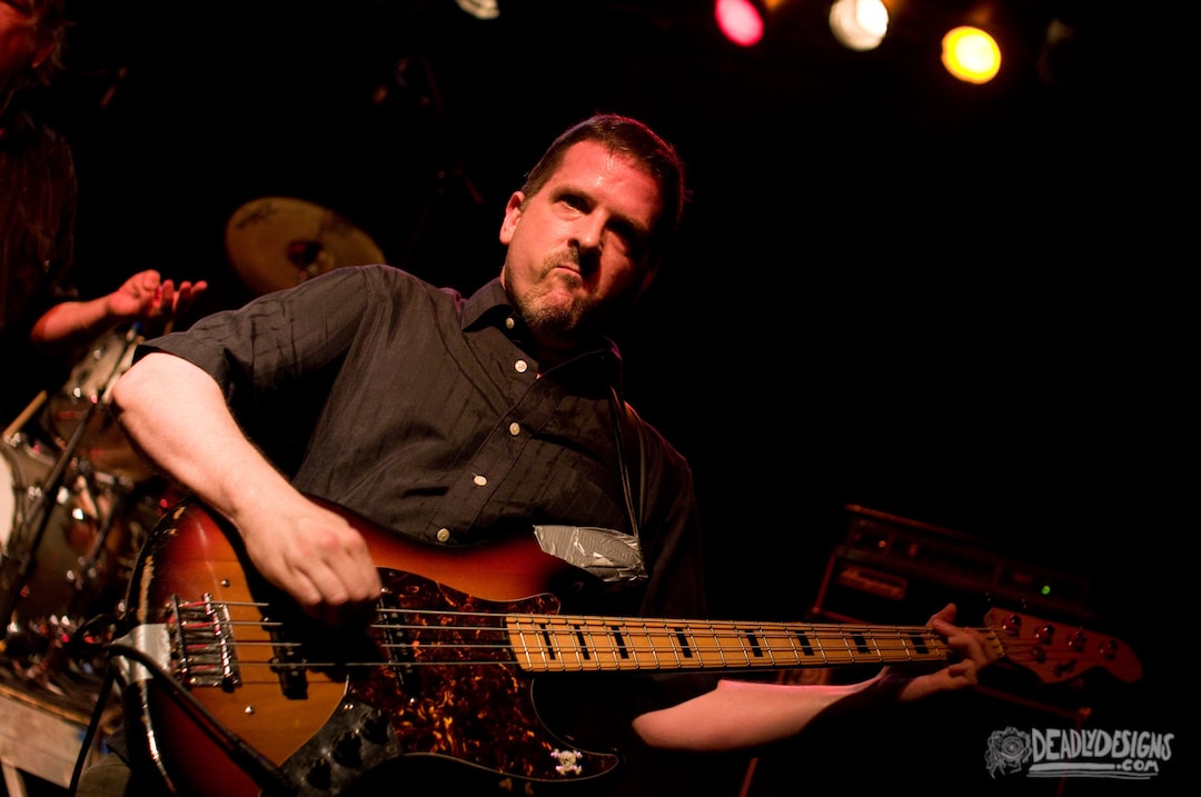 David Wm Sims Performing With the Jesus Lizard Live at Exit/in on July ...