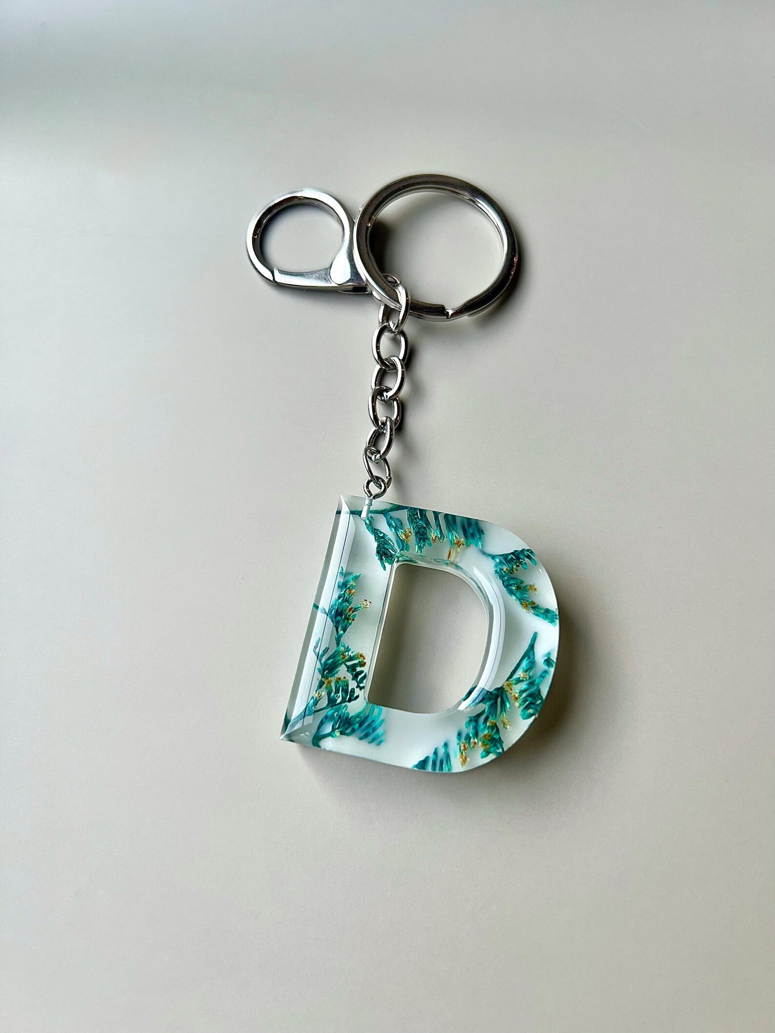 Personalized Resin Letter Keychain With Real Flowers, Bag Charm and ...