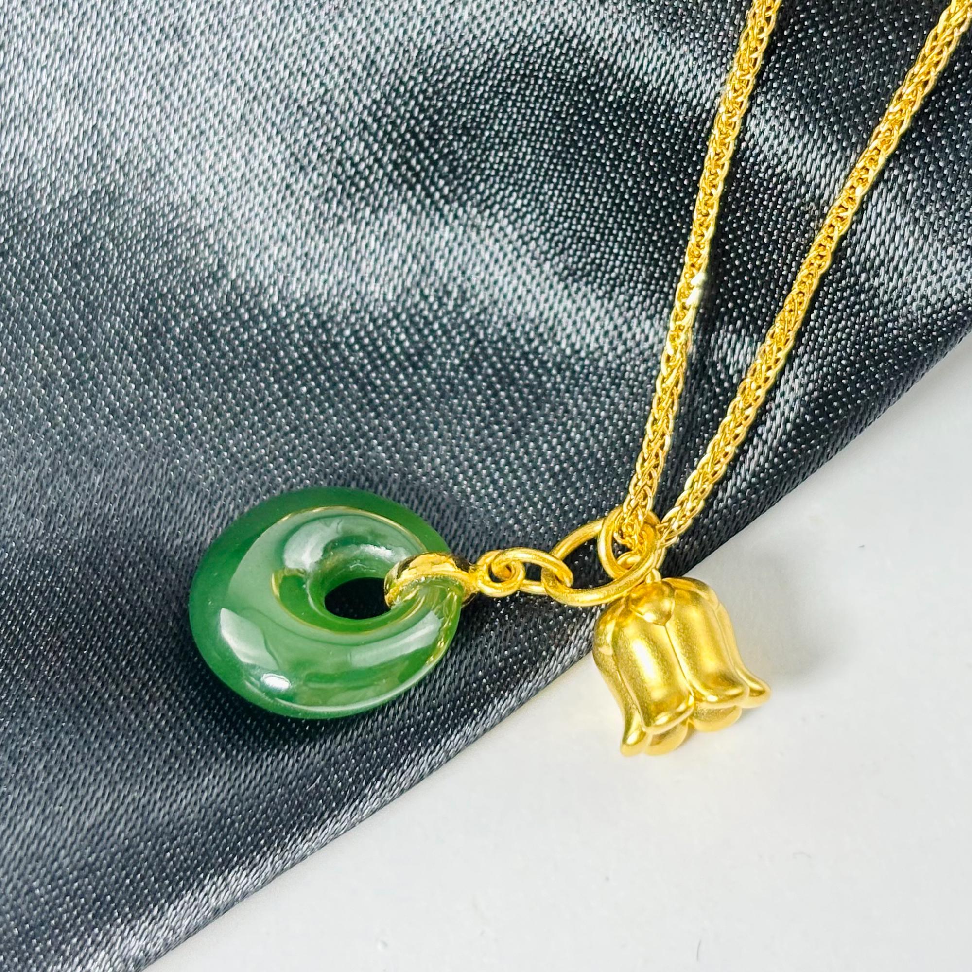 24K Pure Gold Floral Circle Jade Necklace. Vintage Gold Pendant Chain ...