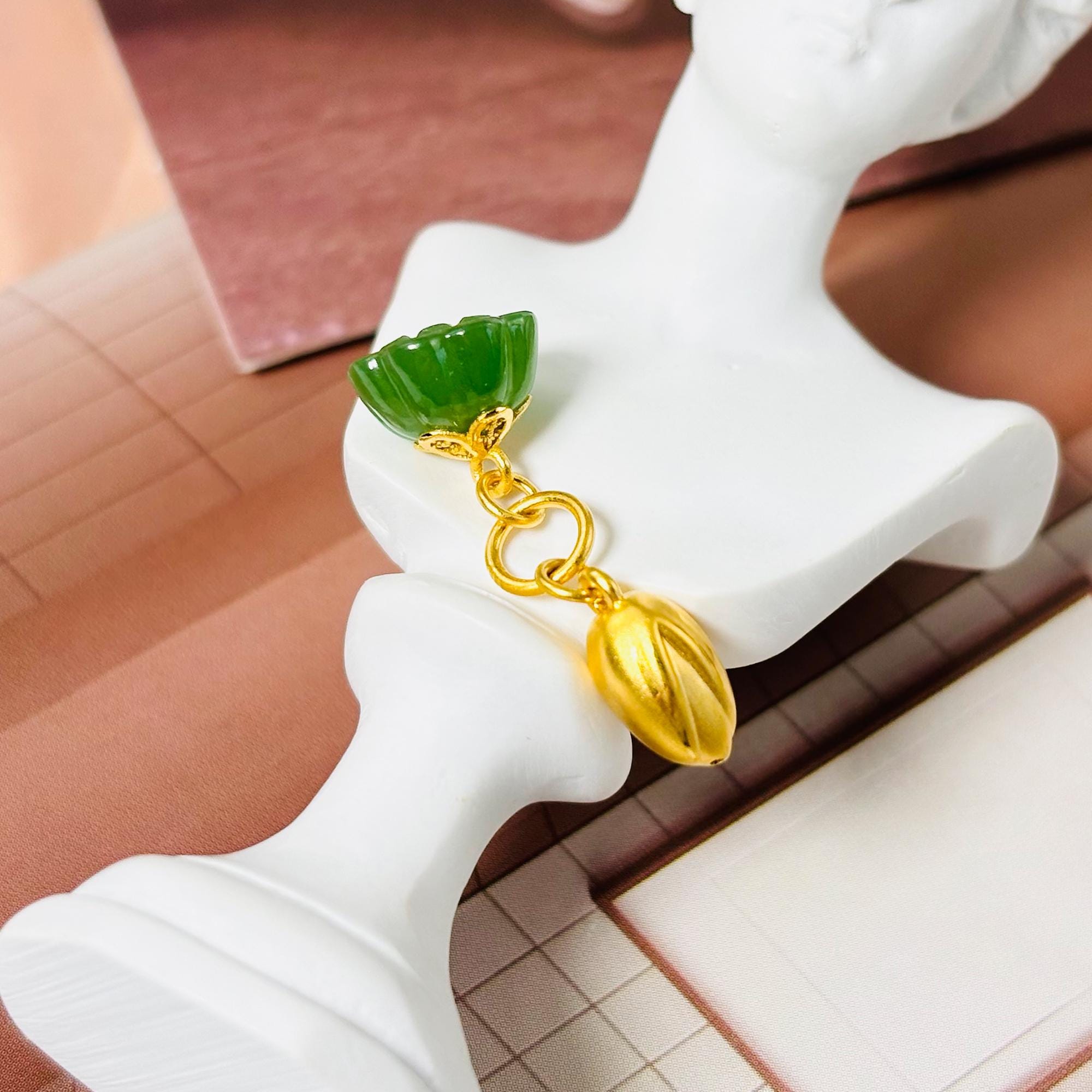 24K Pure Gold Lotus Jade Pendant Necklace: Vintage Floral Design - Etsy