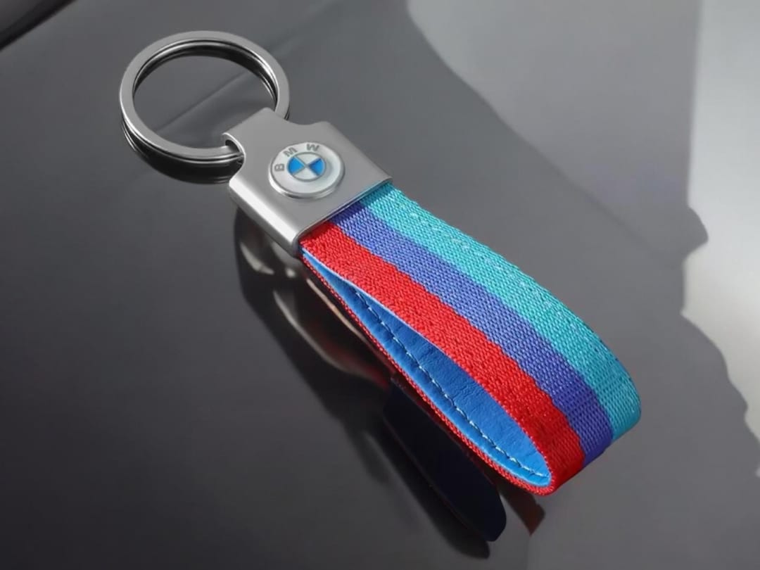 BMW Key Fob With BMW Logo in White With the Typical BMW Colors. - Etsy