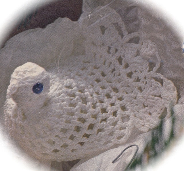 Peace Dove Christmas Ornament CROCHET PATTERNS Lacy Bird Doves Xmas E ...