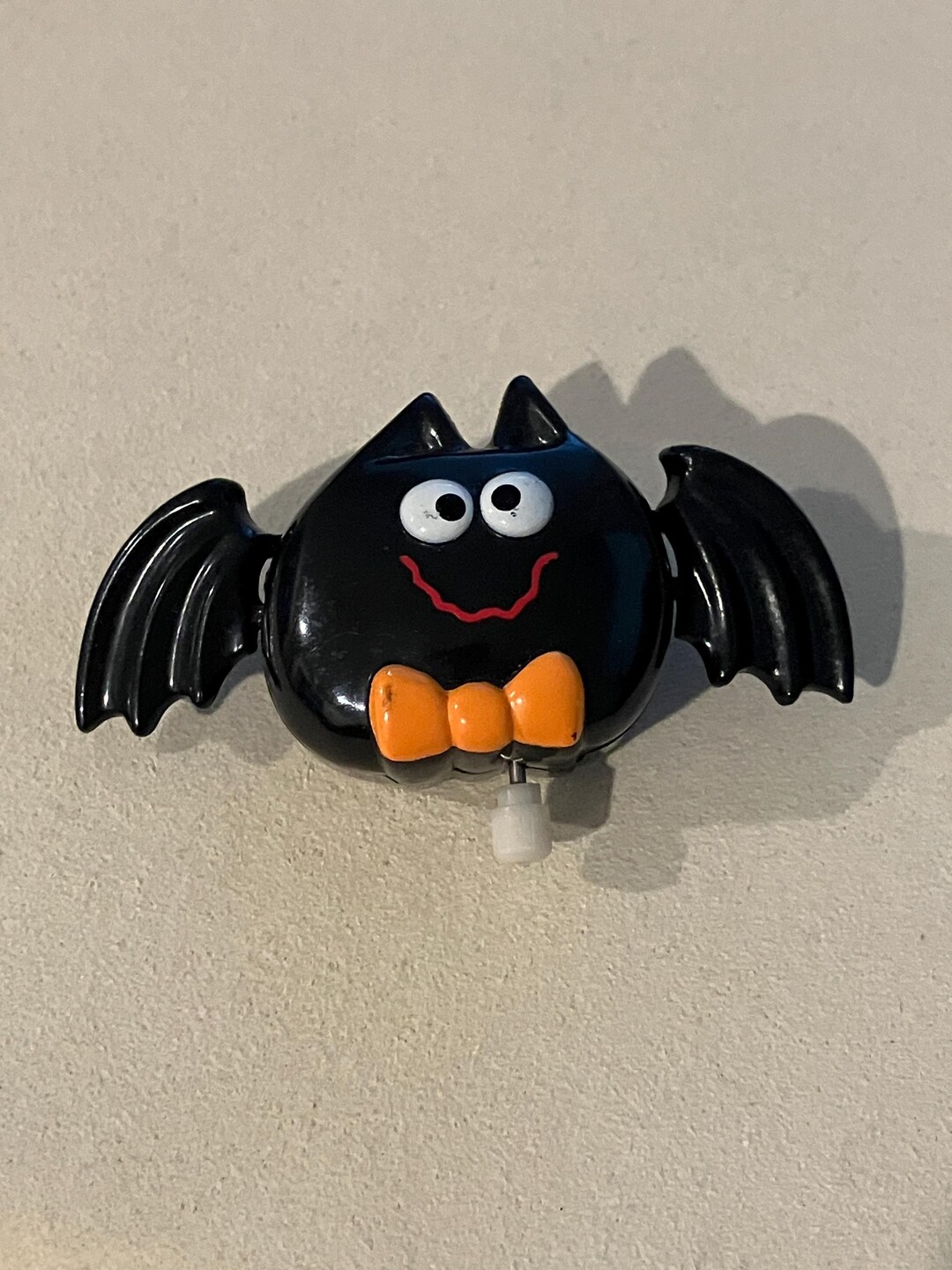 1987 Hallmark Animated Bat Vampire Brooch / Vintage Halloween Jewelry ...