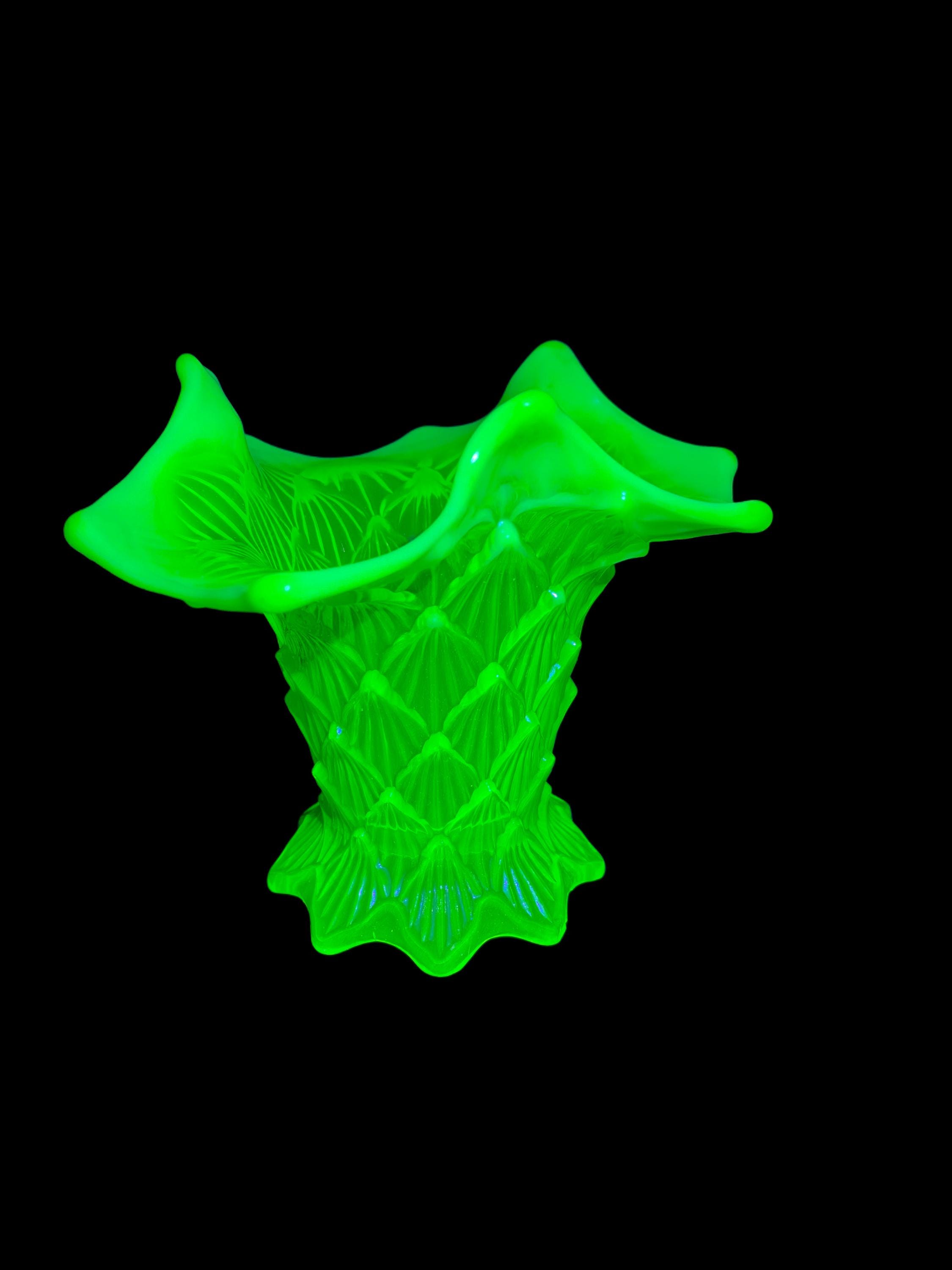 Rare Uranium Art Deco Pulpit Vase - Vintage Dugan? Opalescent Green ...