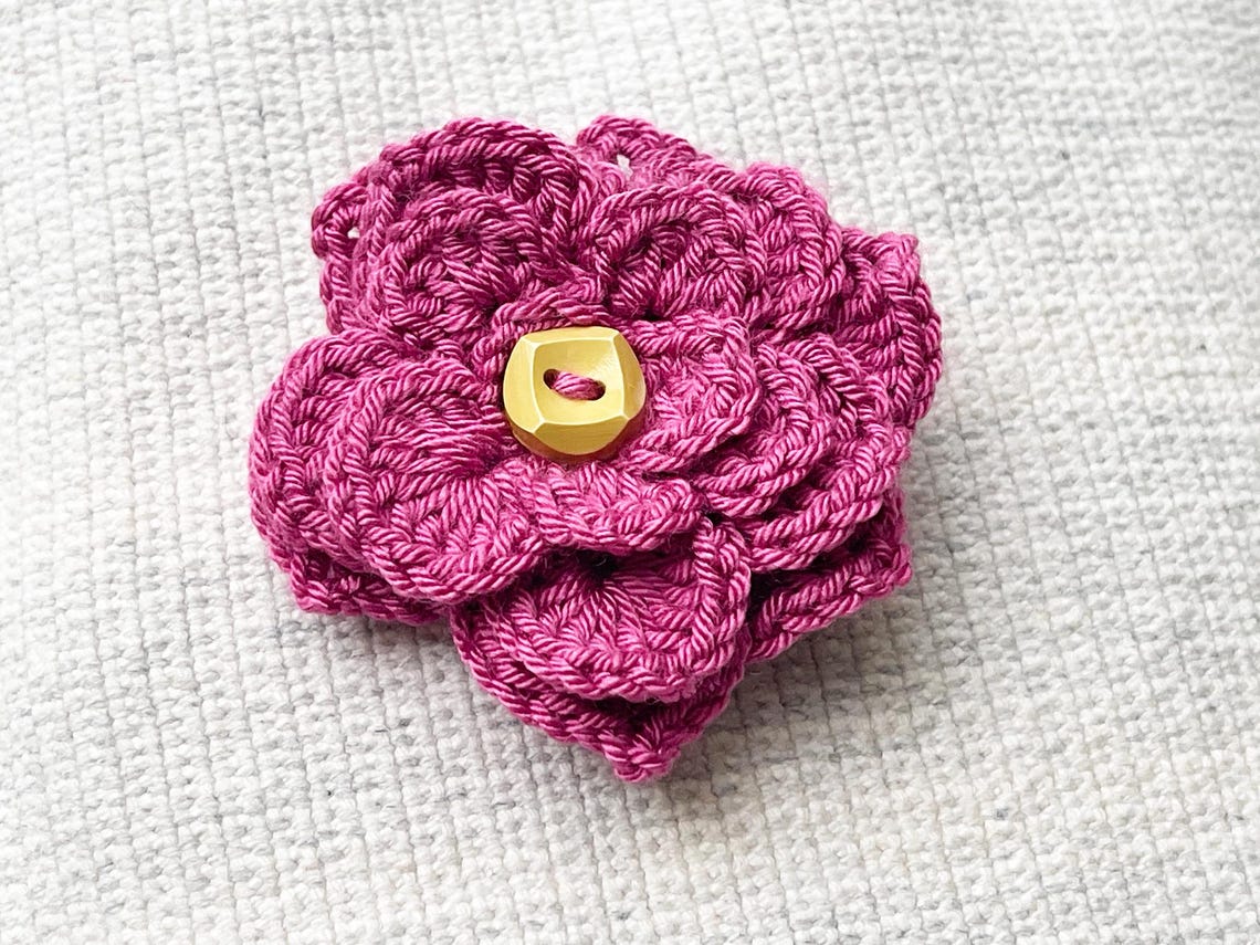 Easy Crochet Flower Brooch Pattern With Button (PDF Pattern) - Etsy