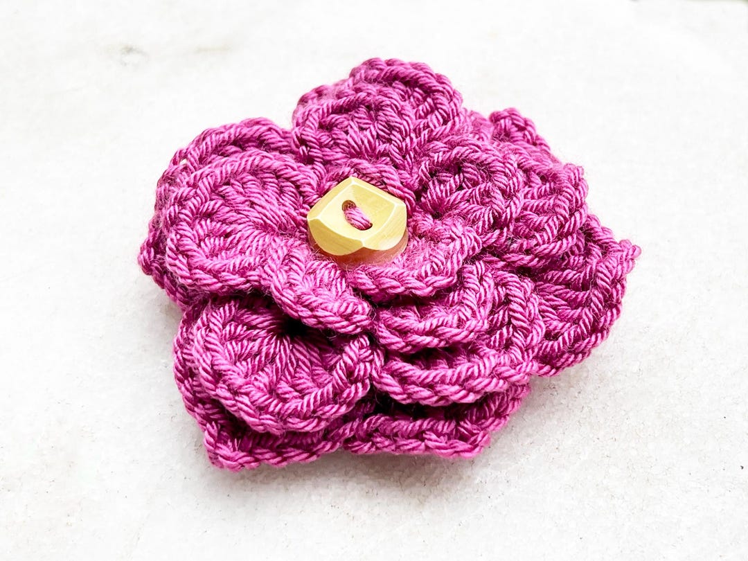 Easy Crochet Flower Brooch Pattern With Button (PDF Pattern) - Etsy