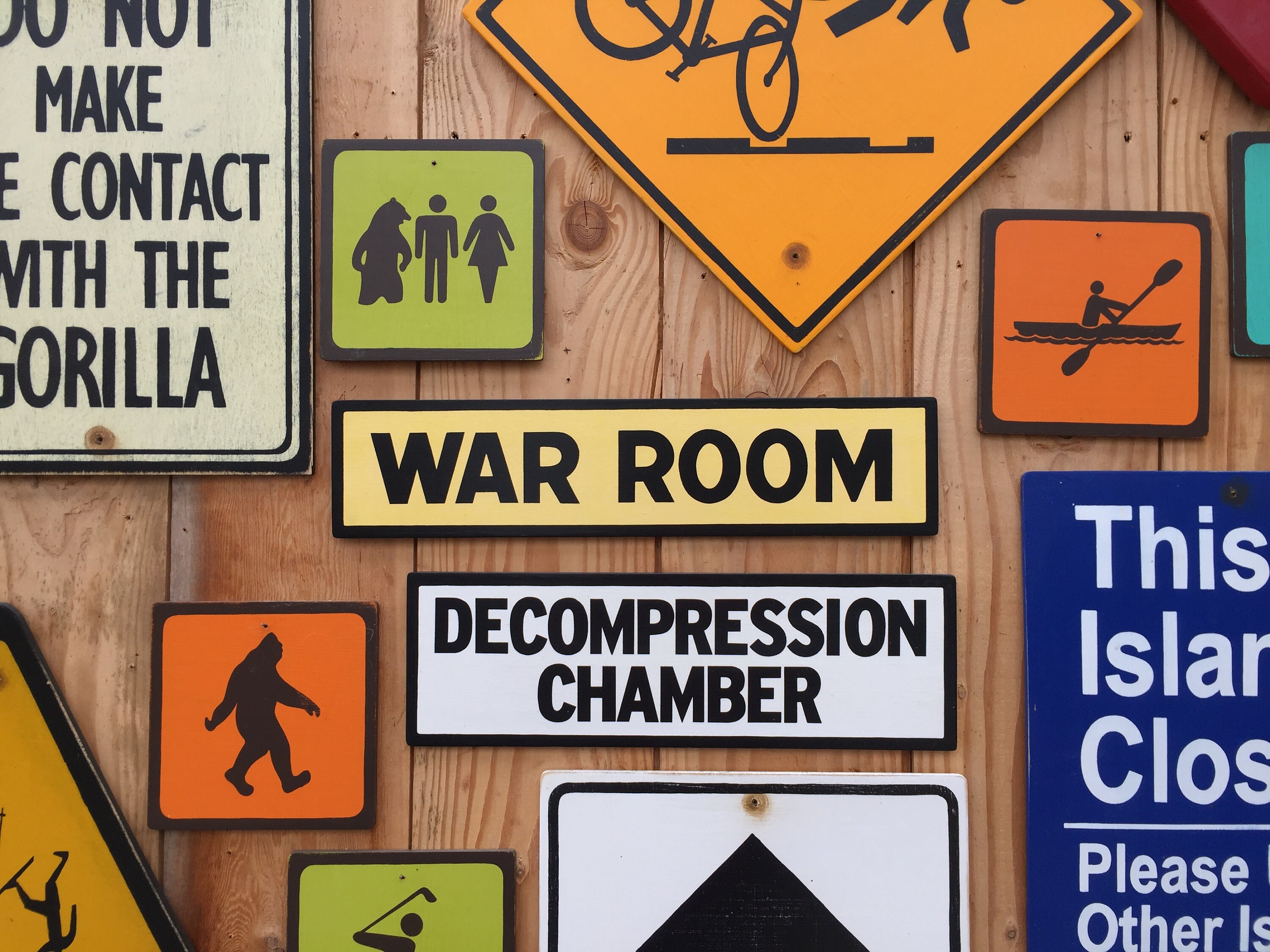 War Room Sign White House the West Wing Handmade Screen | Etsy