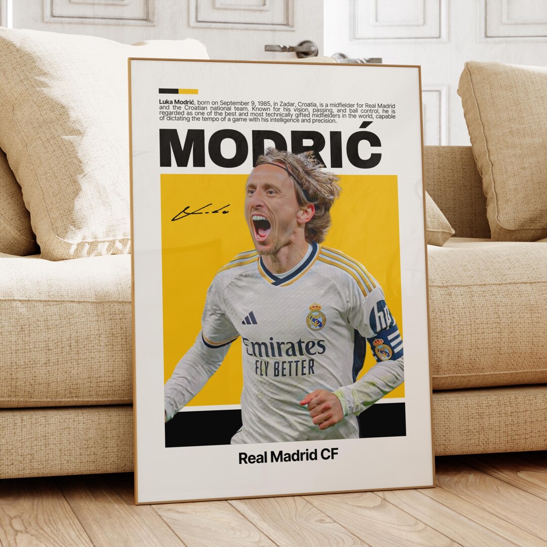 Luka Modric Poster, Real Madrid Wall Art, Football Artwork, Soccer ...
