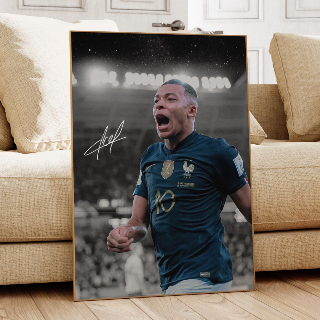 Kylian Mbappe Poster, Mbappe Wall Art, Soccer Bedroom Poster, Mbappe ...