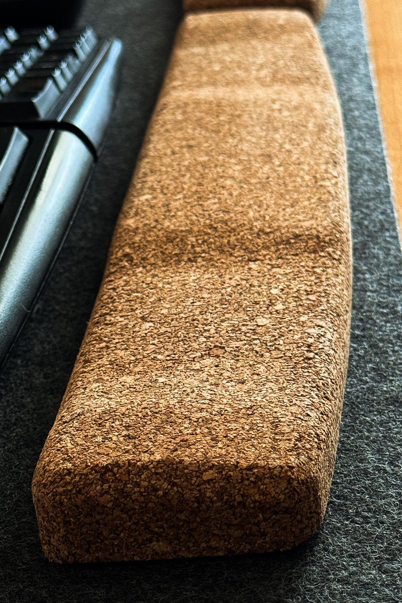 Solid Cork Keyboard Wrist Rest, Premium Mechanical Keyboard Wrist Pad ...