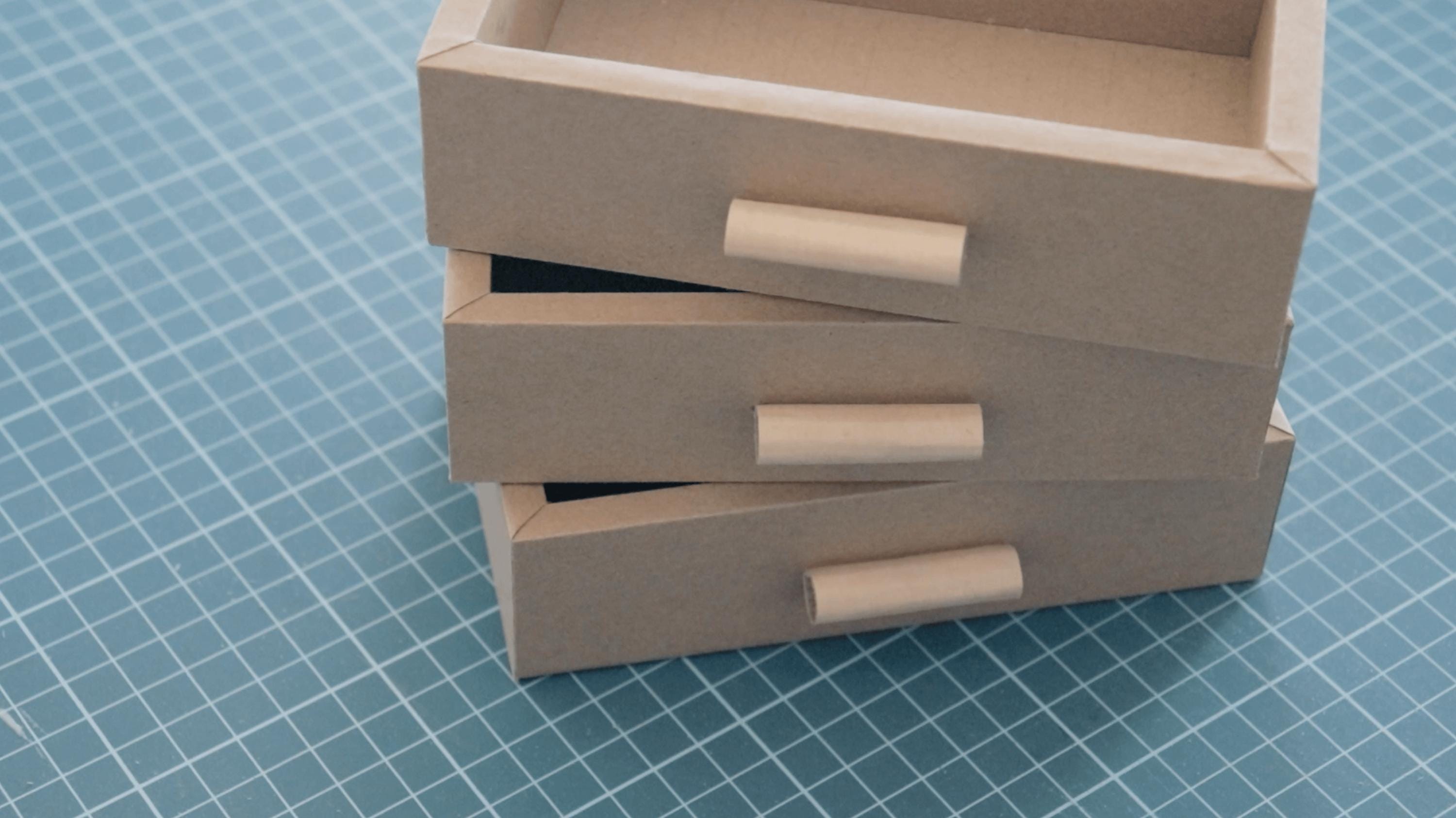 Cardboard DIY- Desktop Drawer Ver 2.0 : A4 Printable 1/2 Scale Template ...