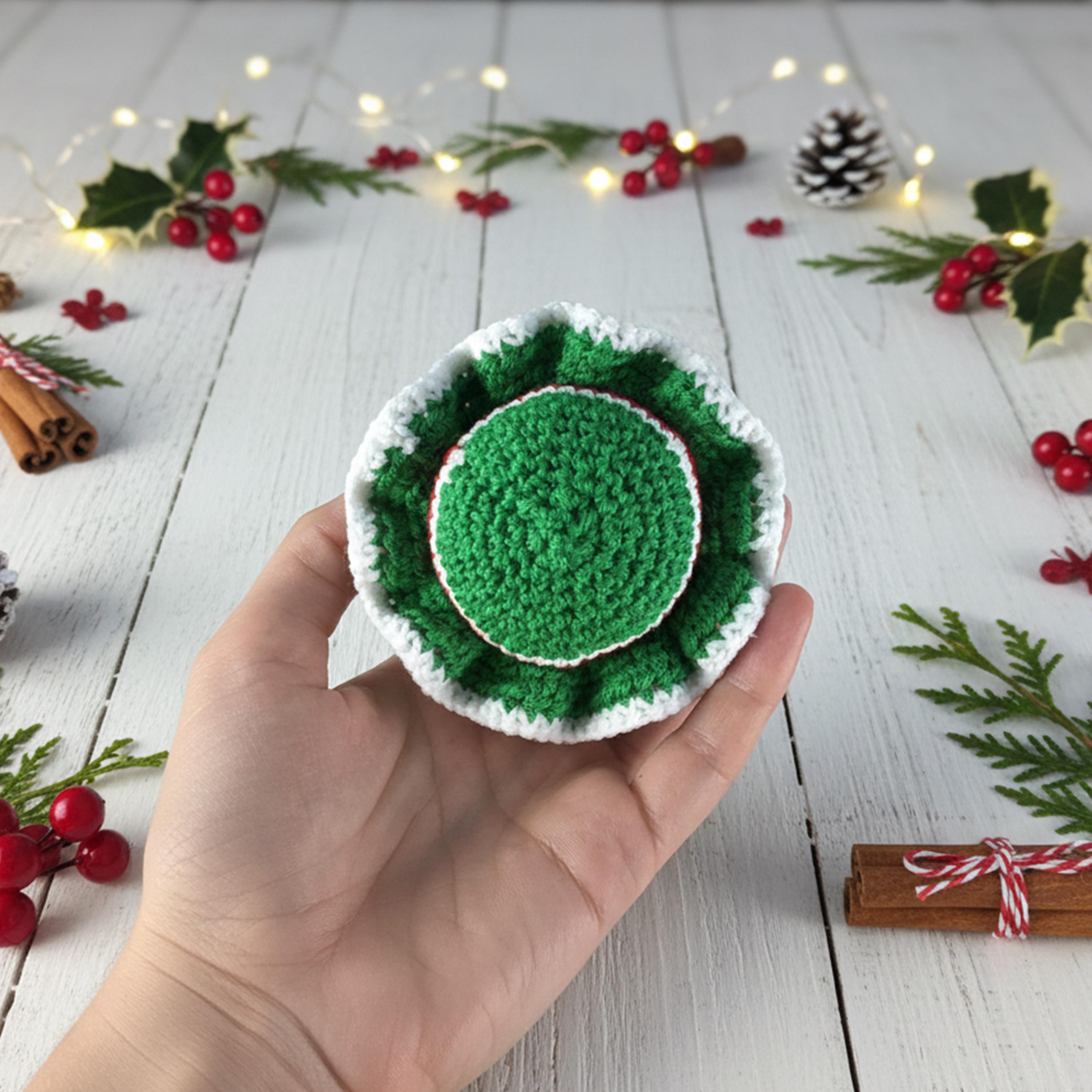 Christmas Tree Keychain Crochet Pattern - Holiday Ornament Amigurumi ...