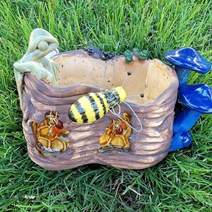 Green Frog Tree Trunk Ceramic Coil Planter Decor Cactus Planter ...