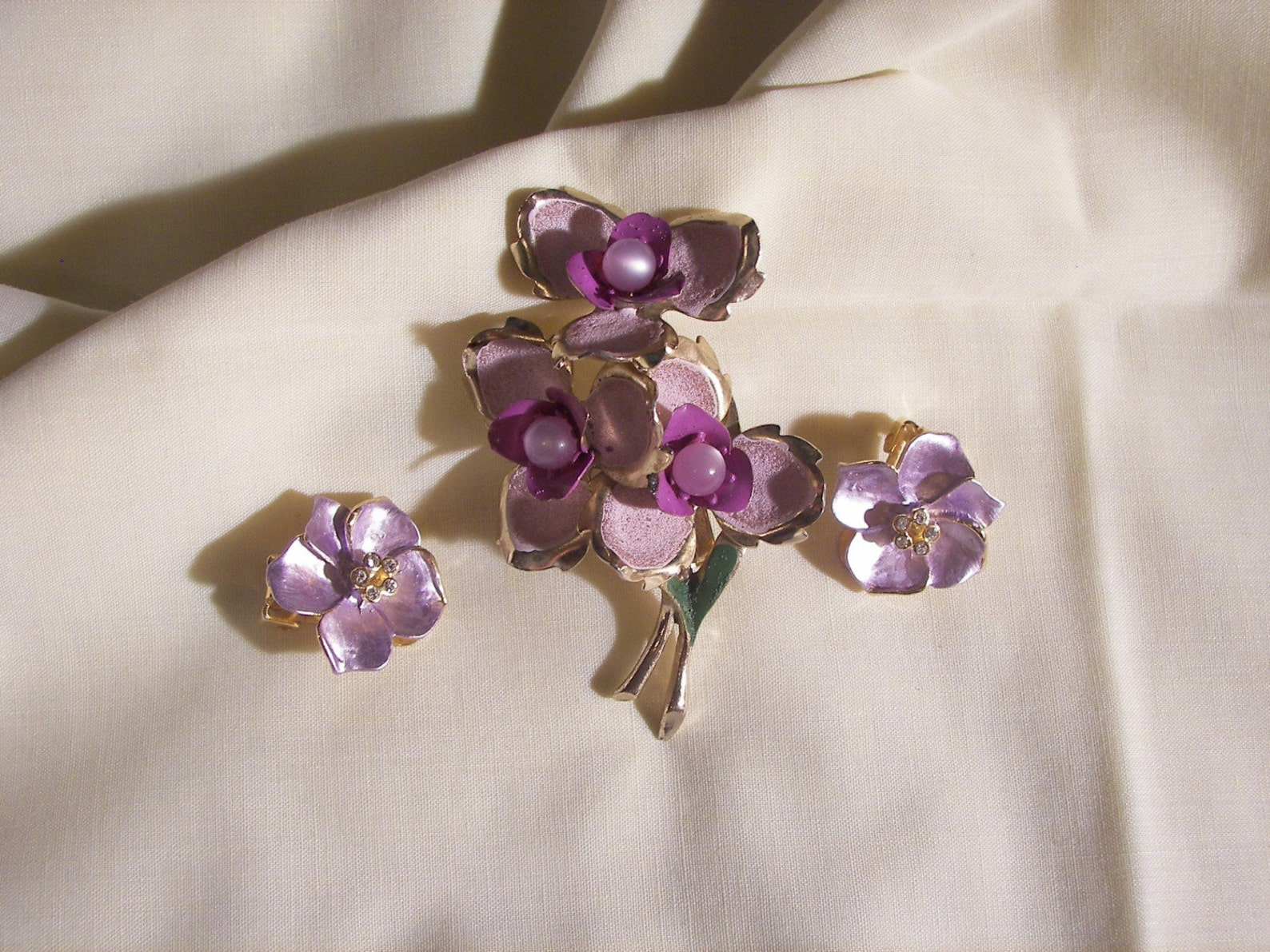Purple Lavender Moonstone Enamel Brooch With Lavender Rhinestone ...