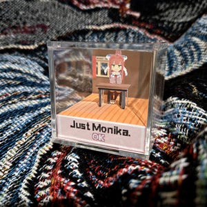 Doki Doki Literature Club Mini 3D Diorama Cube V2 (ddlc/monika/class ...