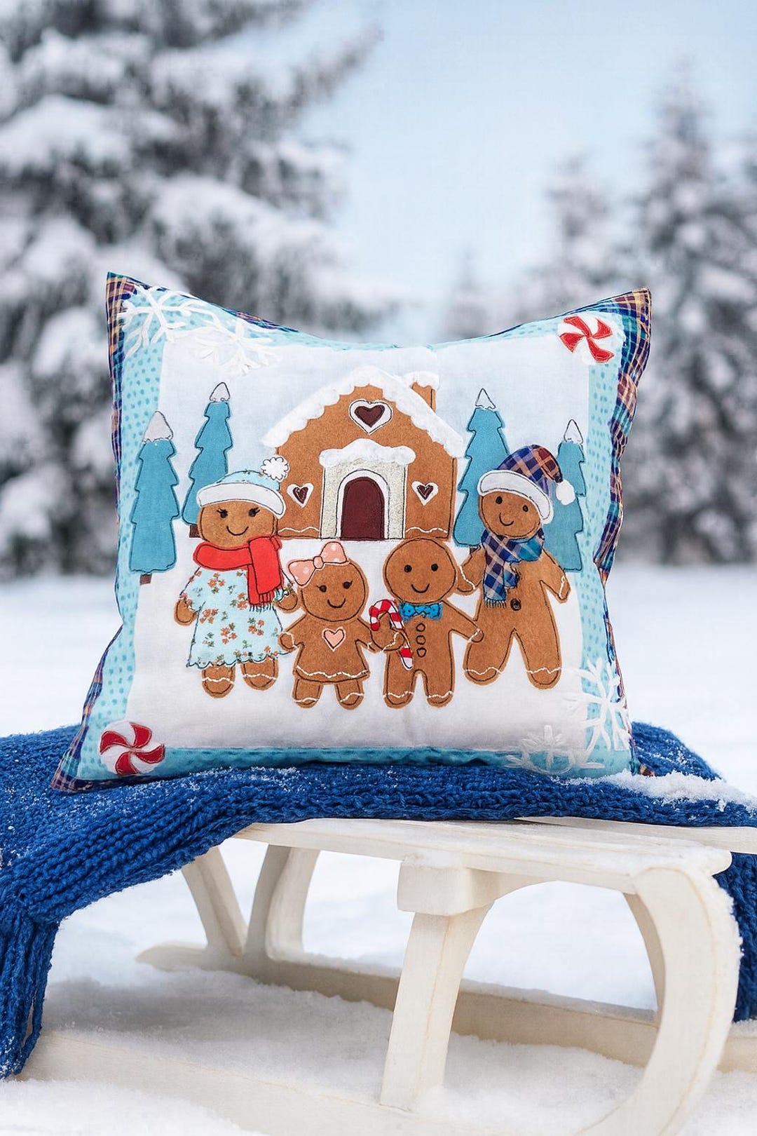 Gingerbread Family Cushion Appliqué Sewing Pattern | Christmas Cushion ...