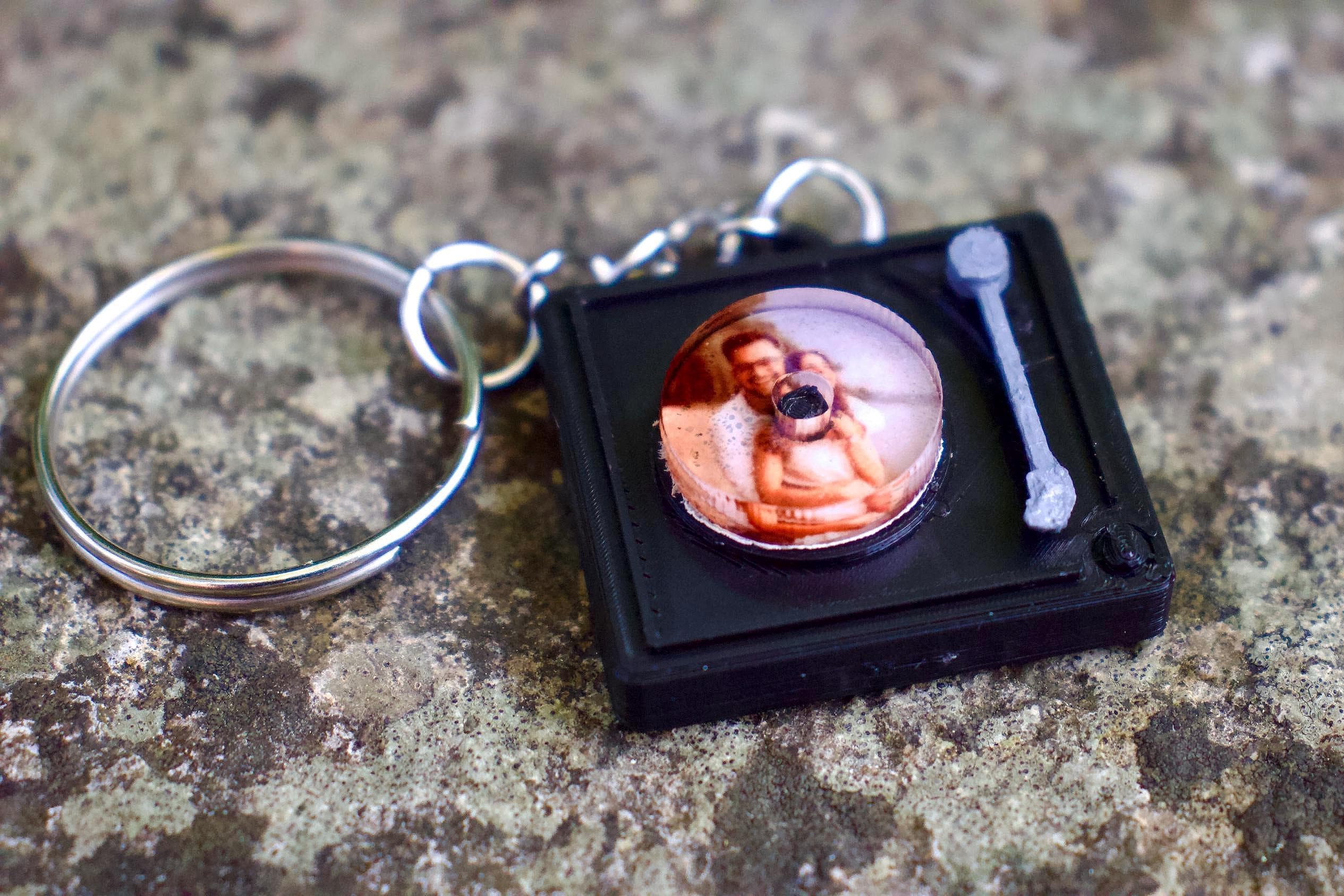 Personalised Miniature NFC Record Player Keychain | Custom Photo Mini ...