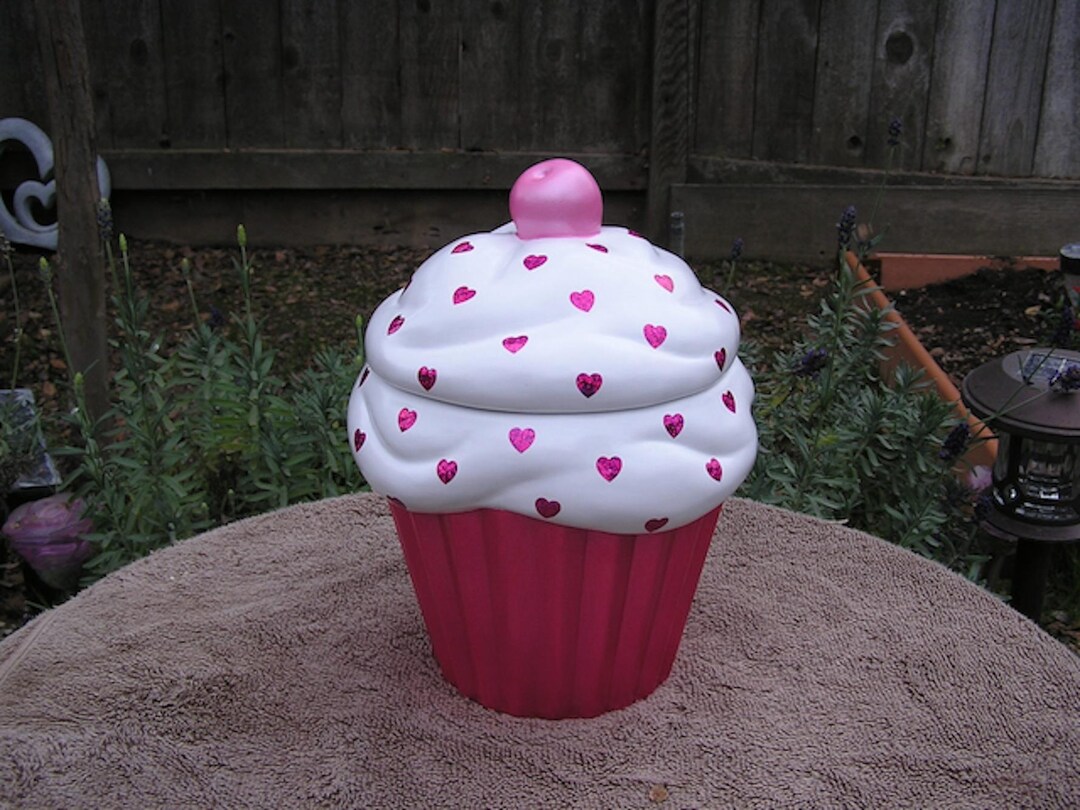 Radiant Soul Hearts of Love Cupcake Jar Dk Pink Bottom - Etsy