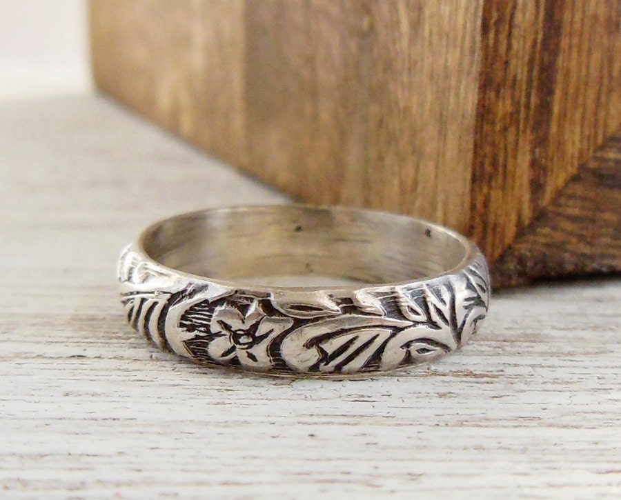 Floral Pattern Ring Sterling Silver Wedding Band Embossed - Etsy