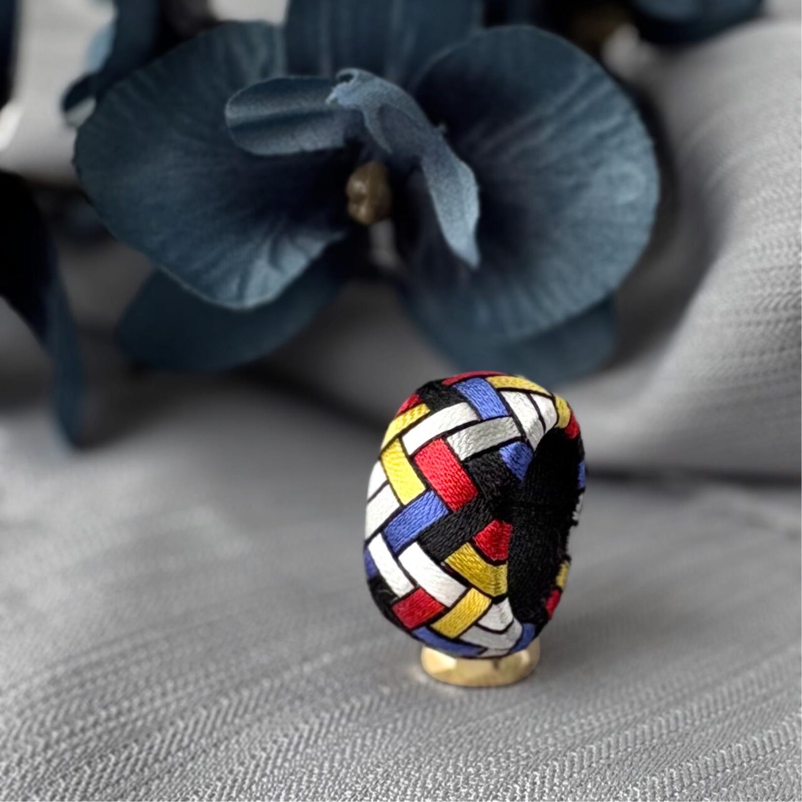 Kaga Yubinuki – Mondrian Color Block Thimble Necklace, Japanese Silk ...