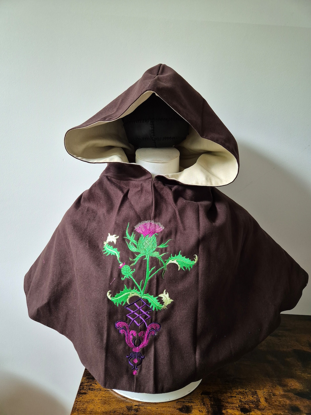 Medieval Hood Larp Costume Scottish Mantle Flower Thistle Embroidery ...