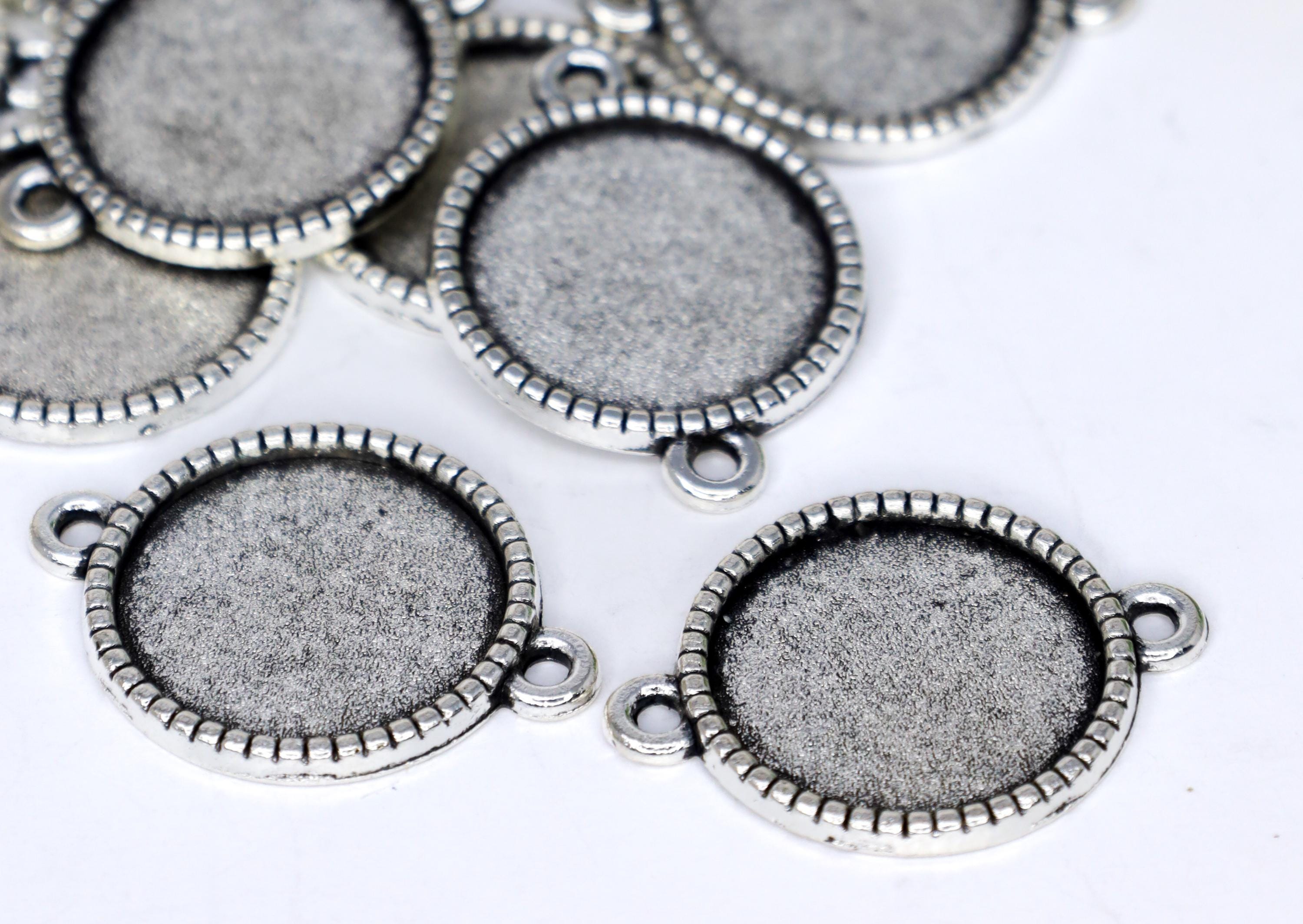 Silver Round Bezel Trays, 16mm Display Area Alloy Pendant Mountings for ...