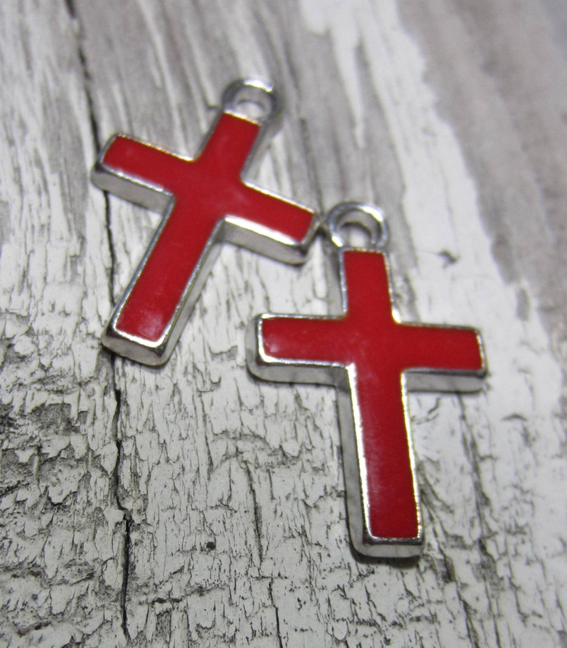 10 Silver Pendant Cross Charms Antiqued Metal Red Cross Enameled Charms ...