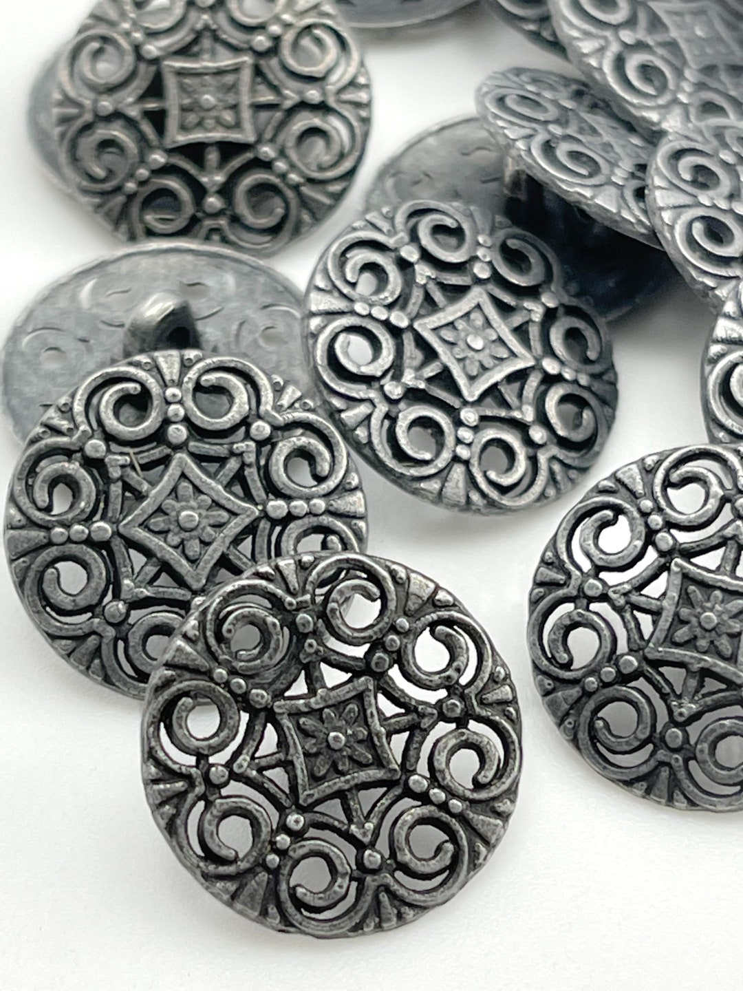 Matte Silver Shank Buttons - Engraved Dome Buttons - Button Closures ...