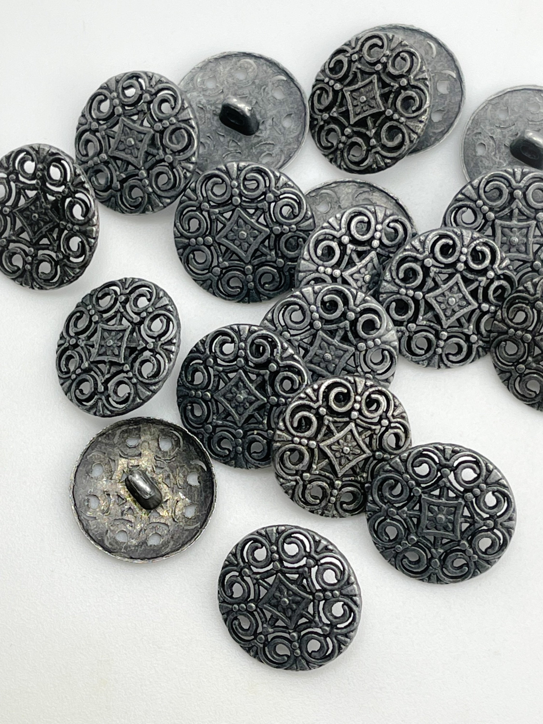 Matte Silver Shank Buttons - Engraved Dome Buttons - Button Closures ...