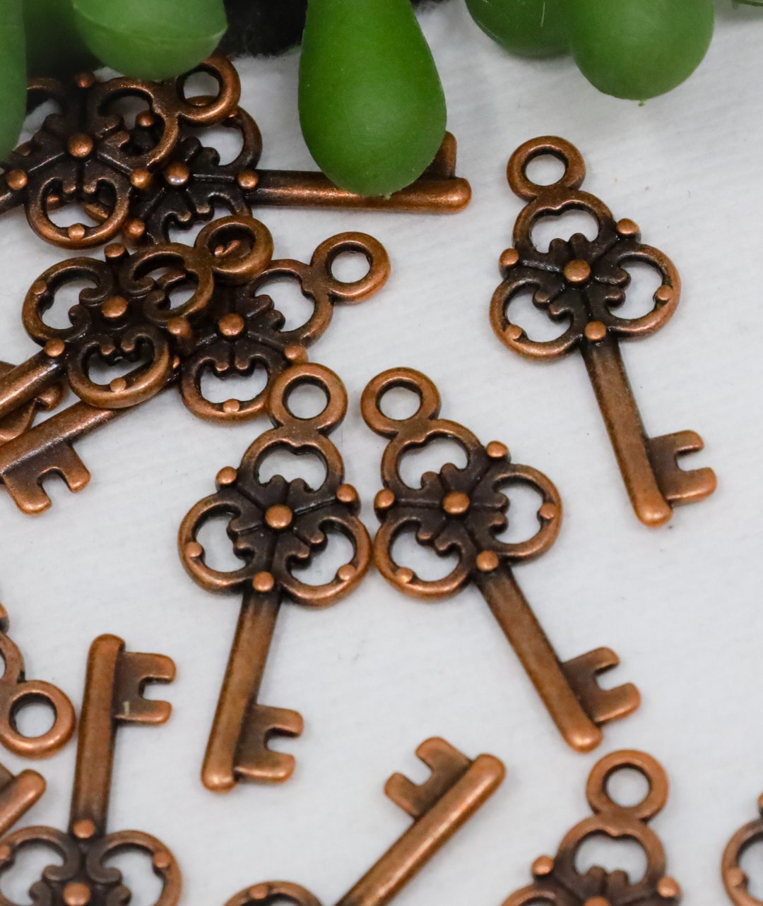 12 Bright Copper Skeleton Key Charms, Antique Key Jewelry, Steampunk ...