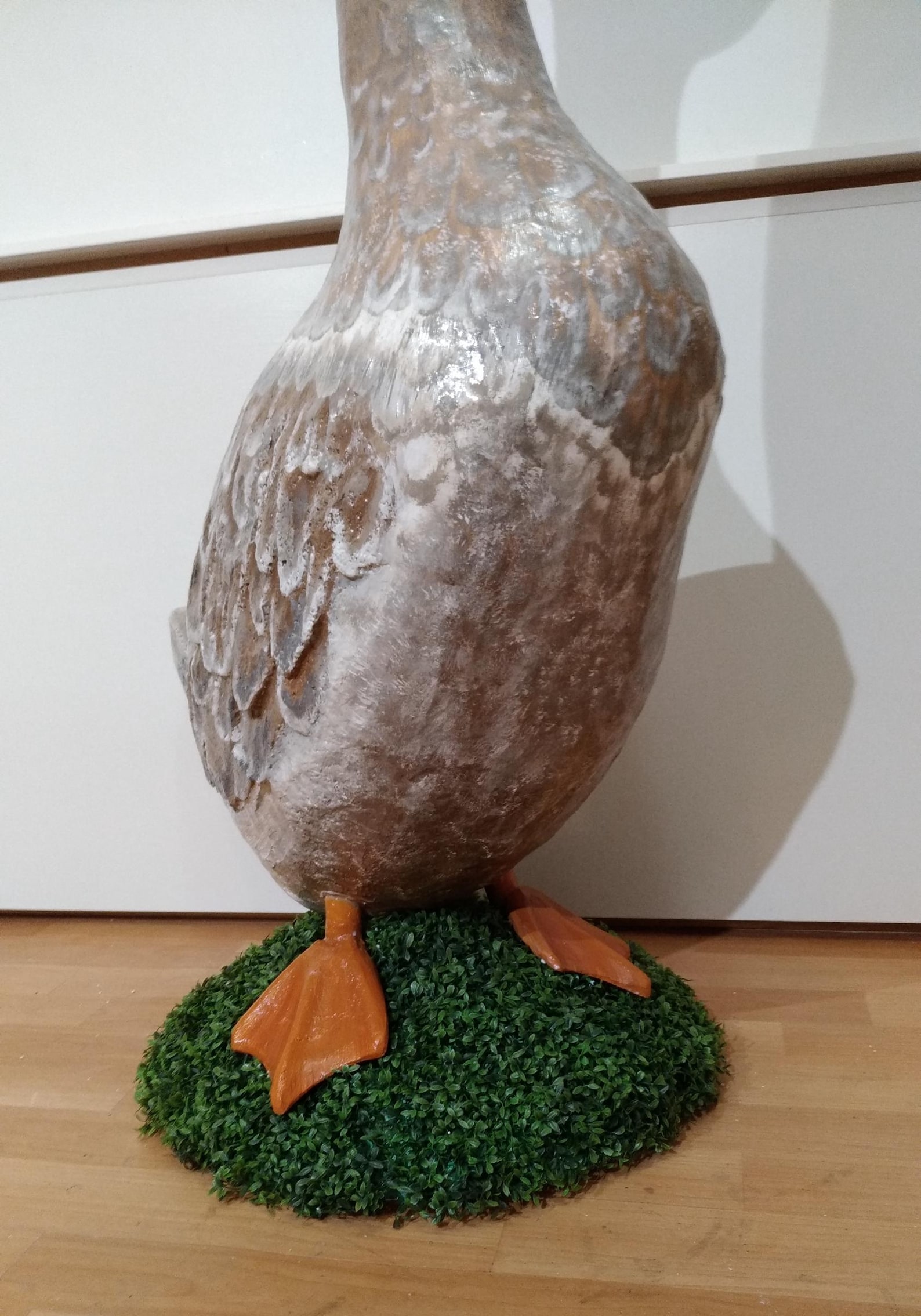 5.25 FT Goose Sculpture – Custom Realistic Oversize Bird Figure ...