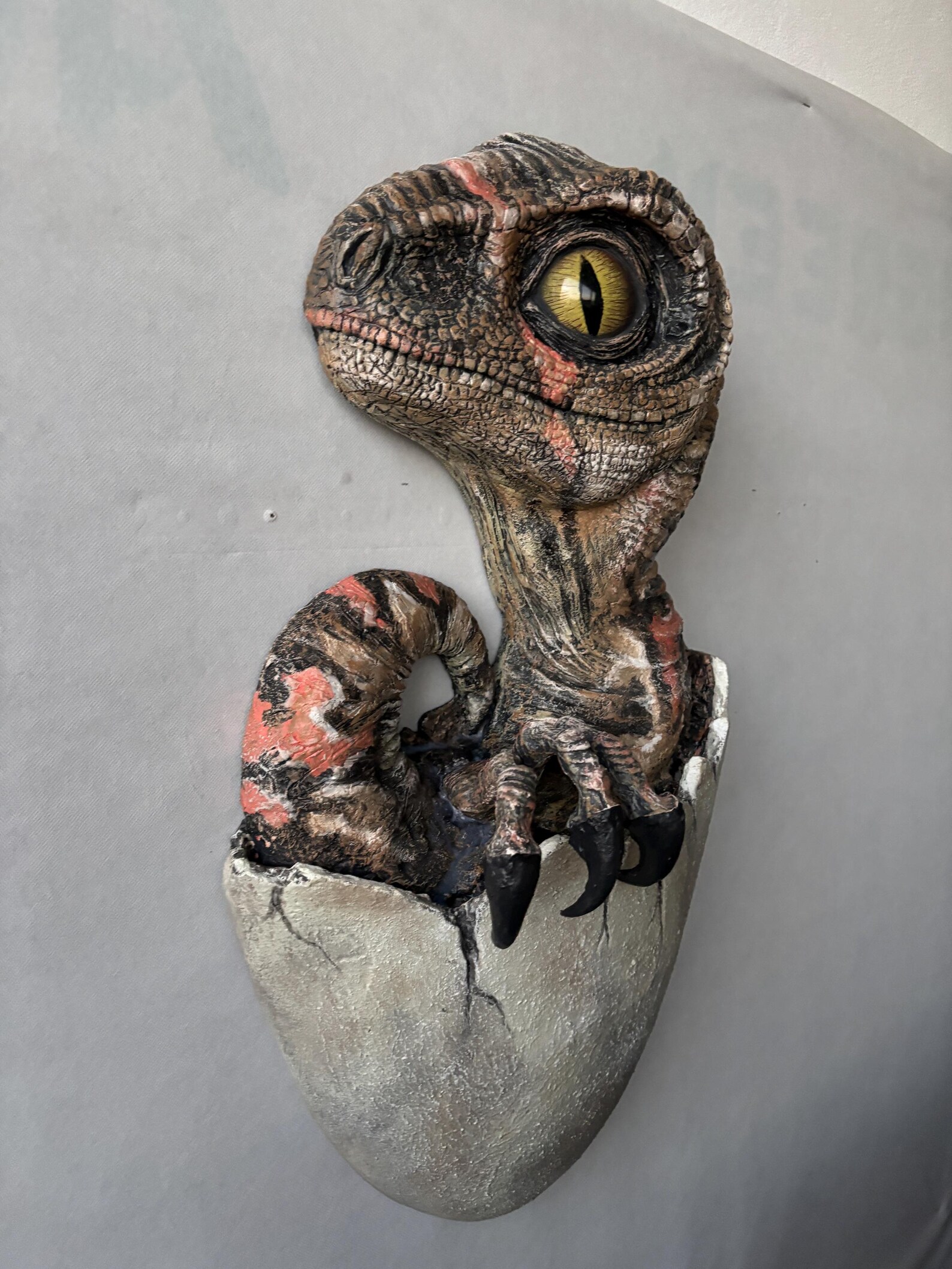Velociraptor Bust Realistic Hatching Baby-dinosaur Egg Sculpture Wall ...