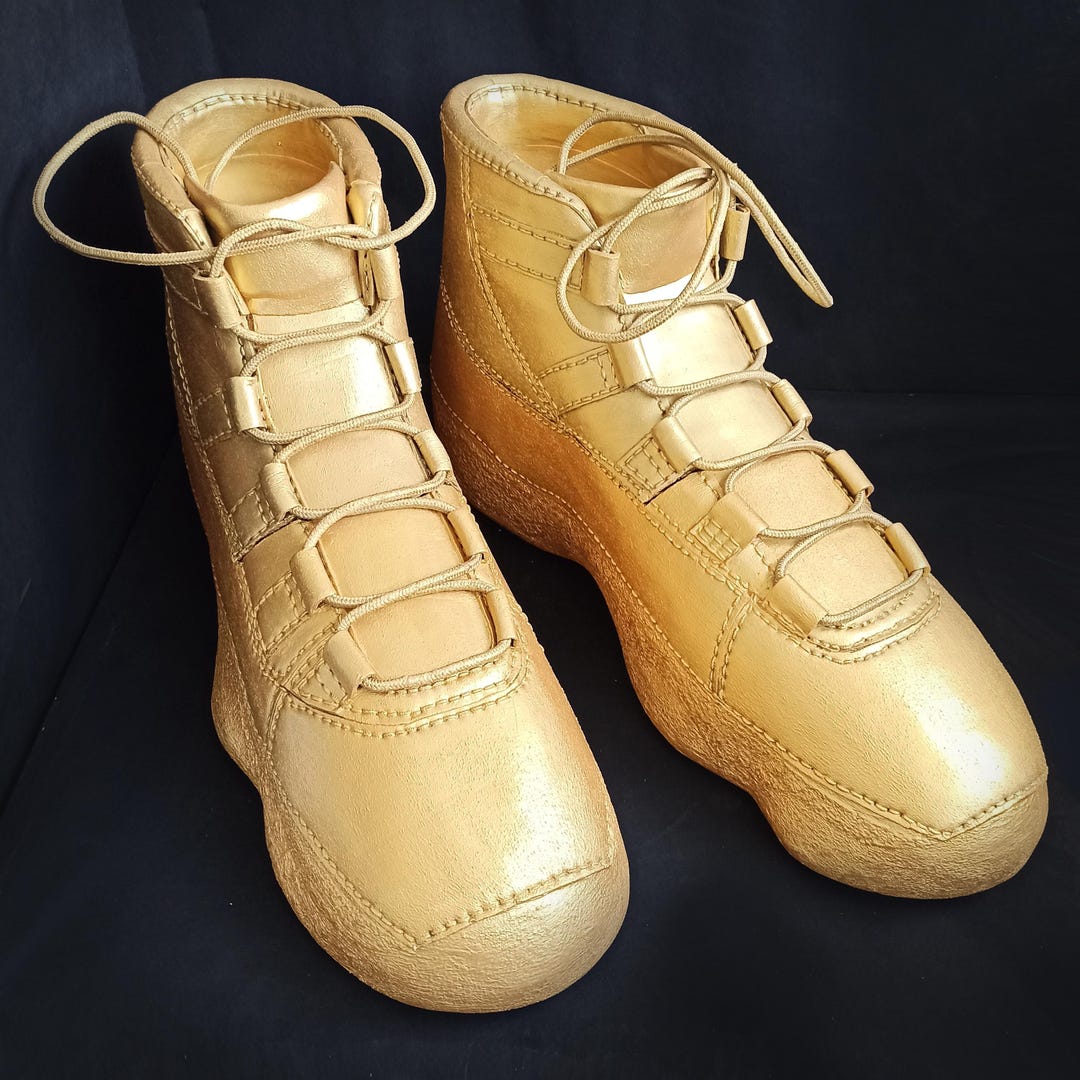 4 FT Giant Shoes Sculpture Decor – Custom Oversized Sneakers Props for ...