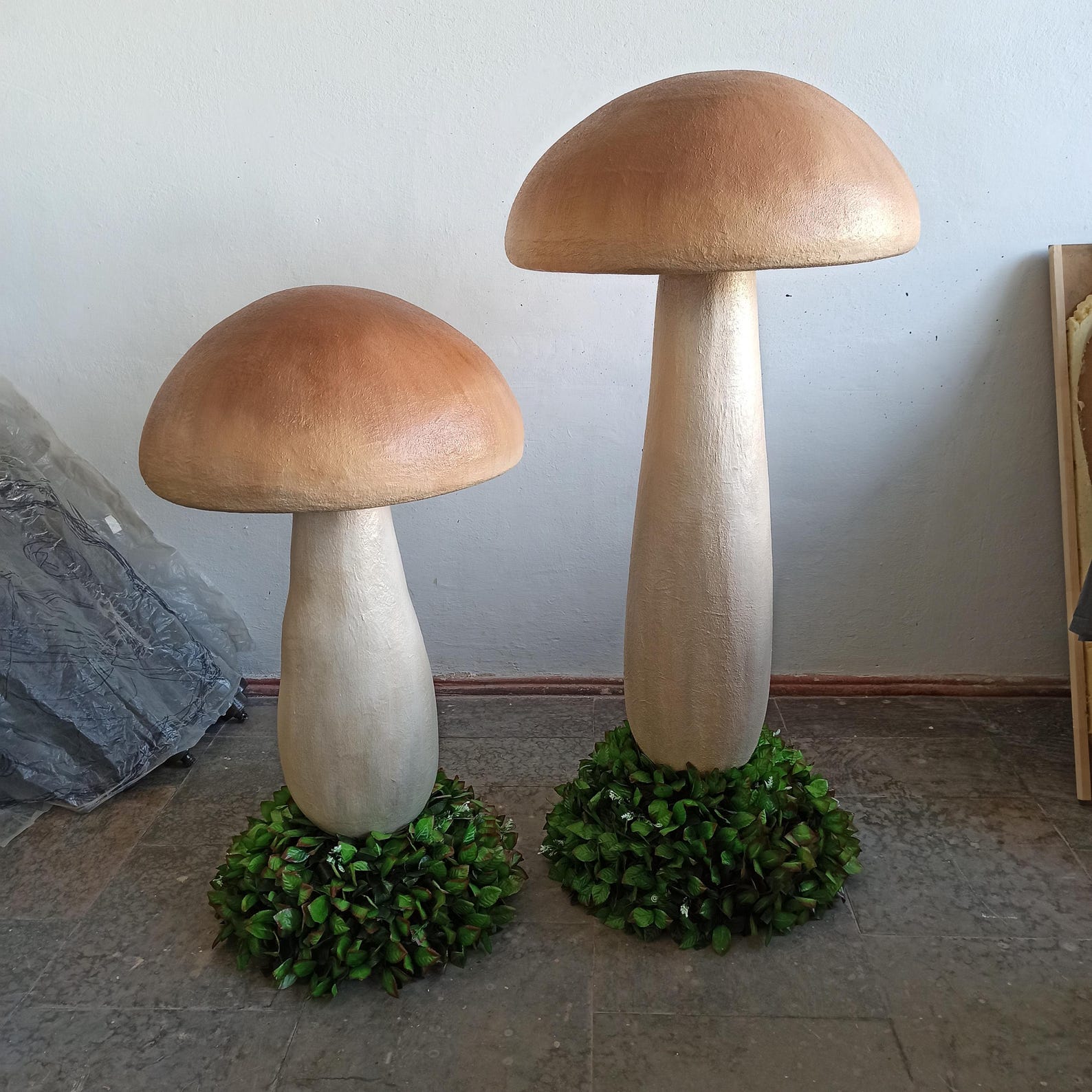 Set of 2 Giant Mushroom Sculptures (4ft & 5ft) – Fantasy Prop Decor for ...