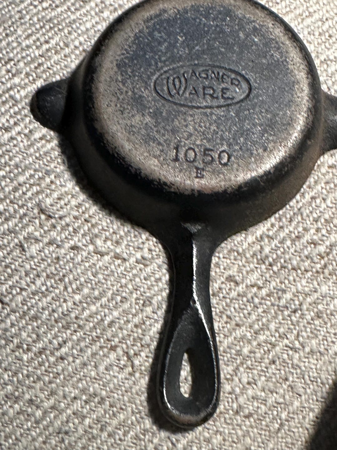 Vintage MINI CAST IRON Wagner Ware Skillet Pan 1050E - Etsy
