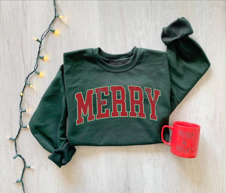 Womens Merry Sweatshirt: Retro Merry Christmas Shirt, Festive Holiday ...