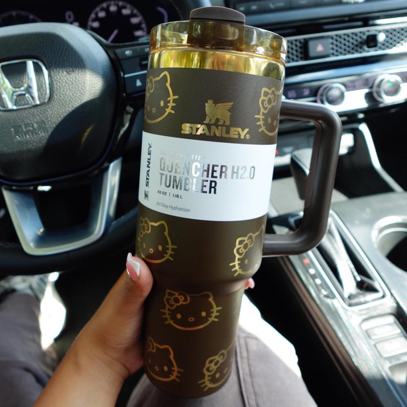 40 OZ Hello Kitty Stanley Cup - Etsy