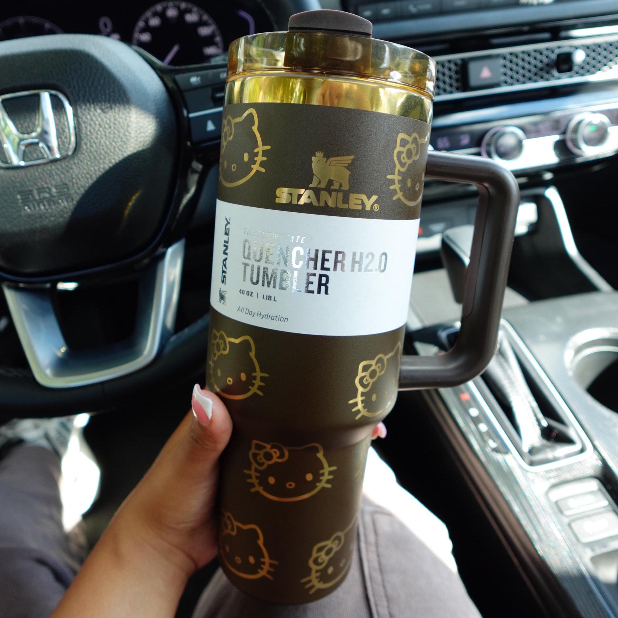 40 OZ Hello Kitty Stanley Cup - Etsy