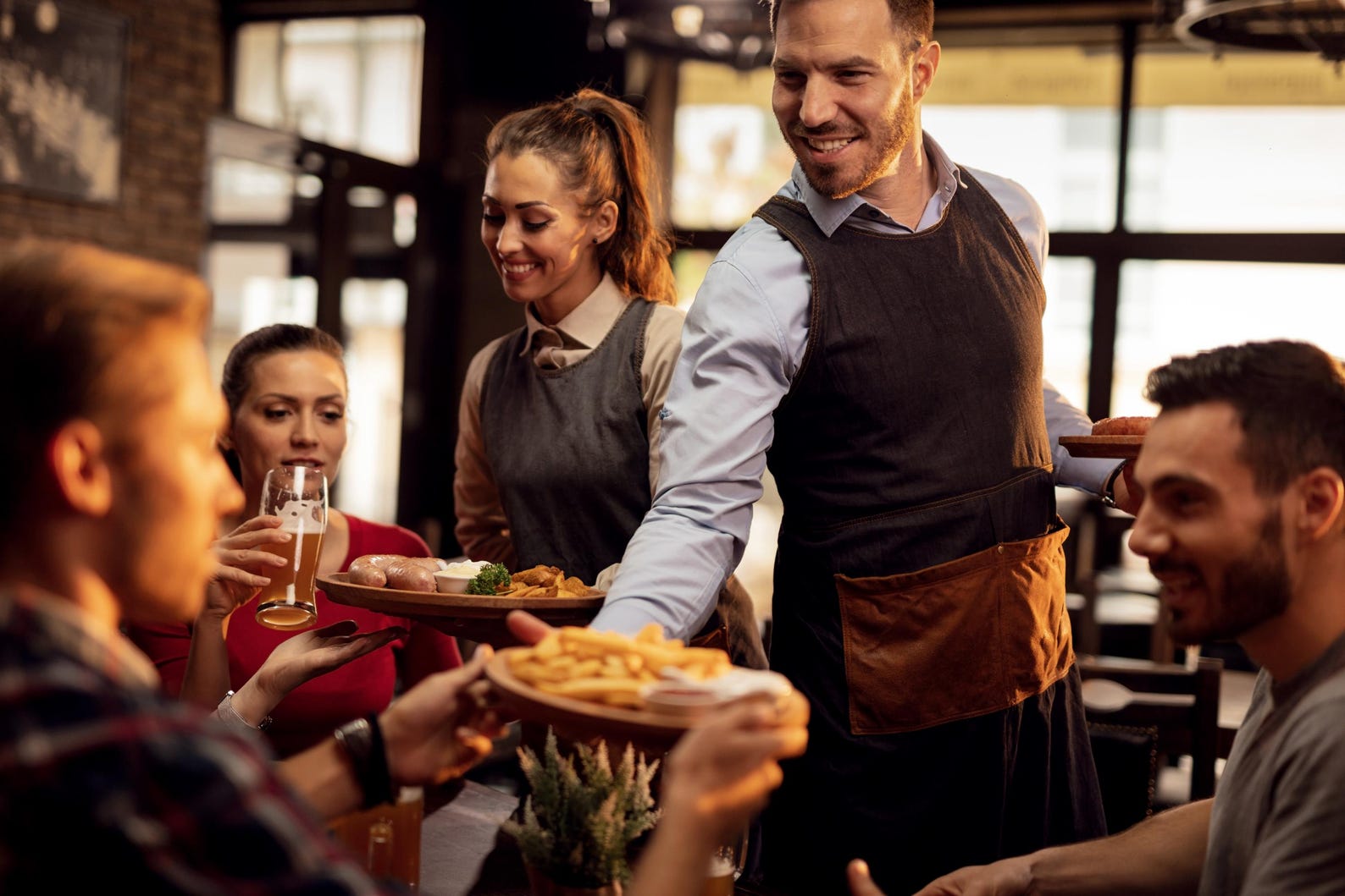 FOH Restaurant Training Manuals: Service Standards, Practices ...