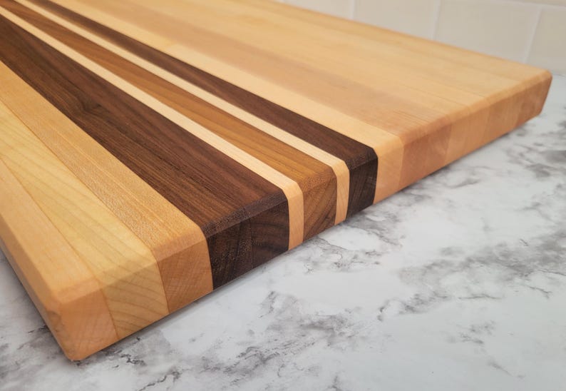 Maple & Walnut Edge Grain Cutting Board - Etsy