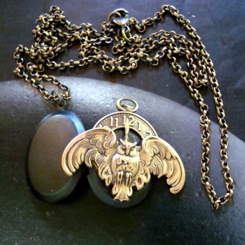 Clock Locket - Etsy