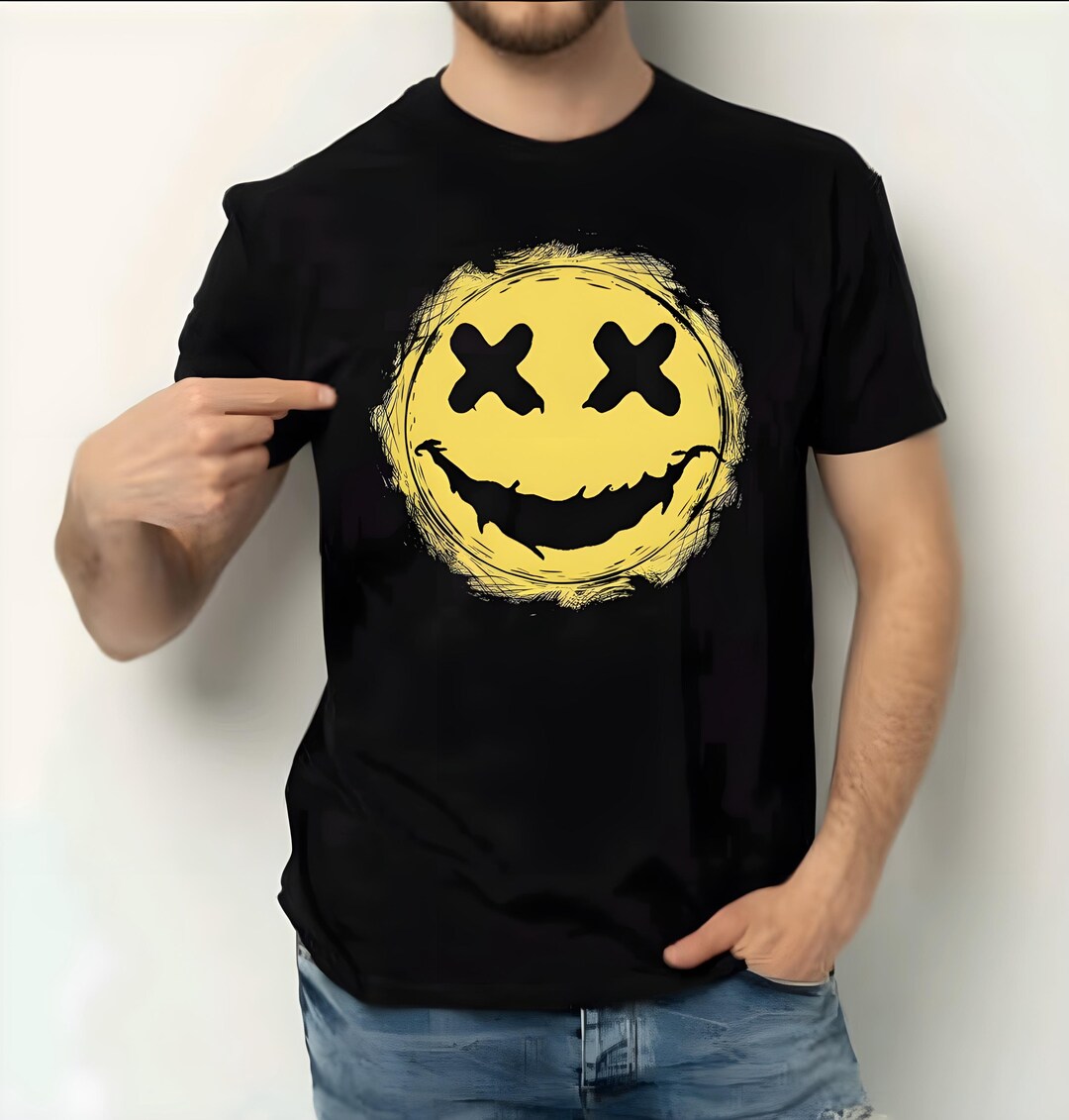 Smiling Face Graphic Tee, Cool Casual Shirt, Streetwear Top, Perfect ...