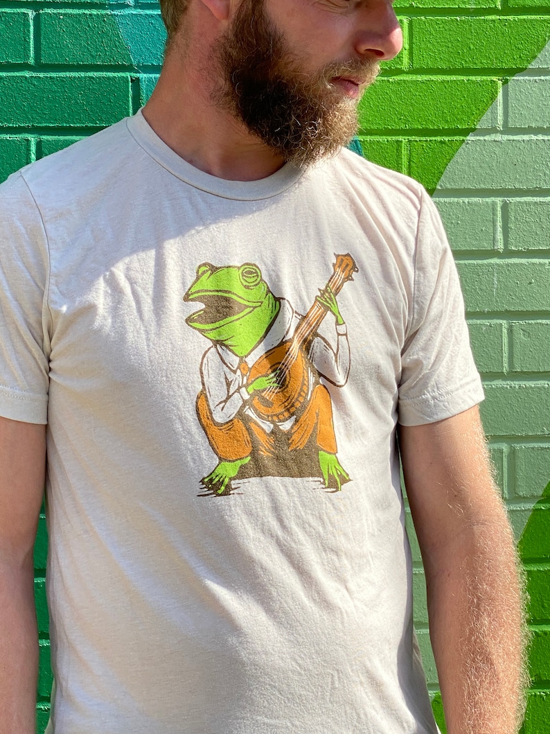Frog T-shirt - Etsy