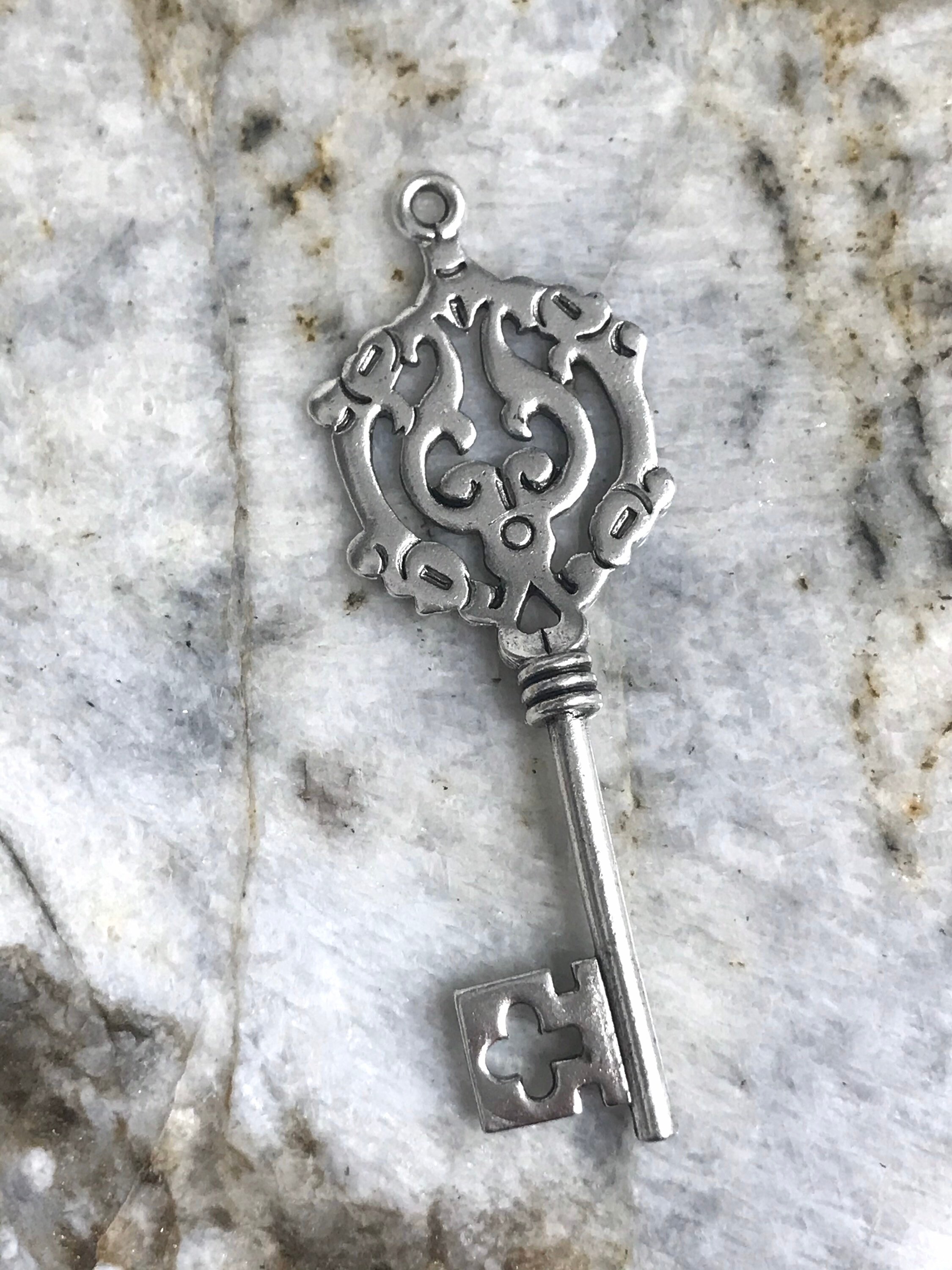 1 pc Large Pewter Key Antique silver Pendant Jewelry ornate | Etsy