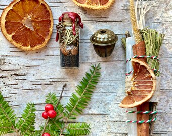 Yule Altar Gift Box, Yule Ritual, Hecate Altar Kit, Holiday Gift - Etsy