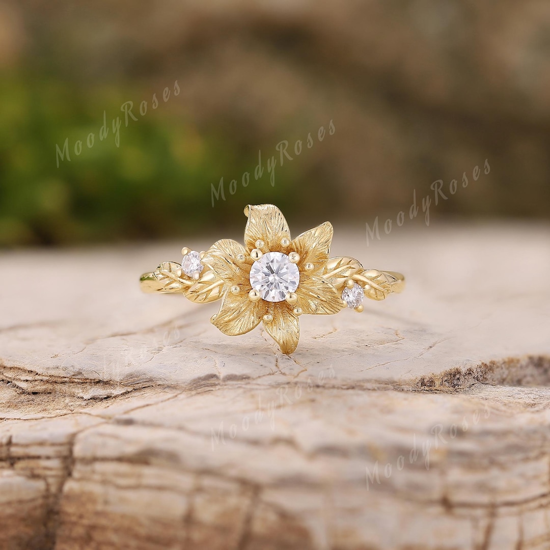 14K Gold Lifelike Lily Birthday Flower Engagement Ring – Hand Sculpted ...