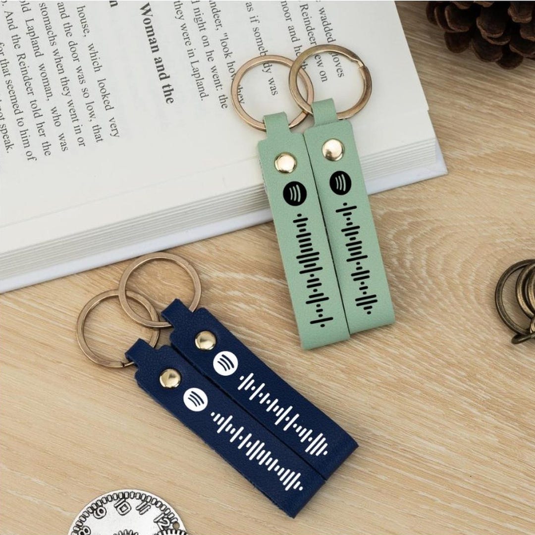 Personalized Scannable Music Keychain,valentines Day Gift, Custom Song ...