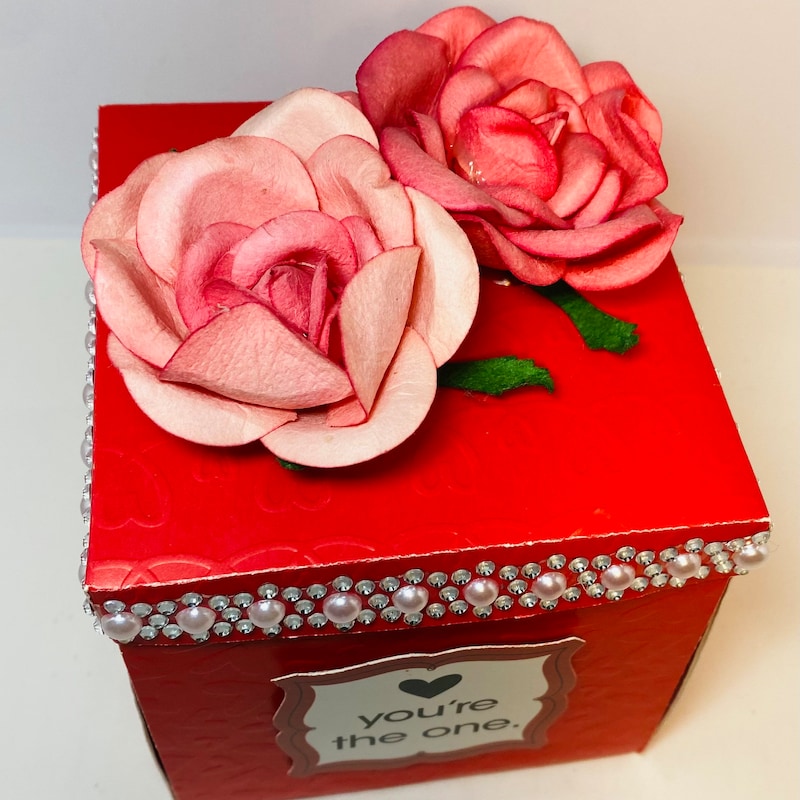 Valentine Gift Box - 60+ Gift Ideas for 2025